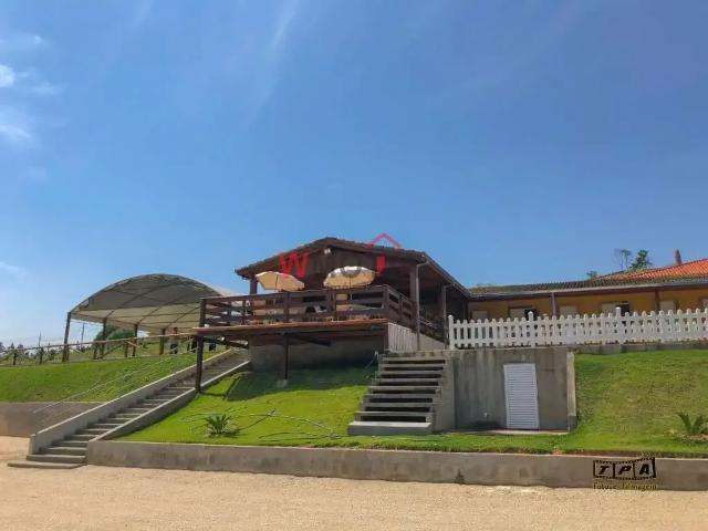 Sítio / Chácara para Venda em Guararema/SP Centro 8 Quartos