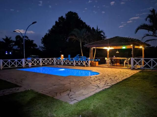 Sítio / Chácara para Venda em Guararema/SP Parque Agrinco 5 Quartos