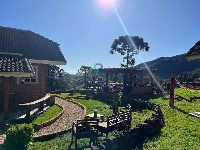 Sítio / Chácara para Venda em Delfim Moreira/MG Zona Rural 3 Quartos