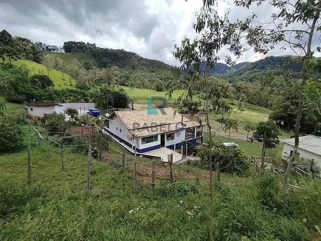 Sítio / Chácara para Venda em Delfim Moreira/MG Centro