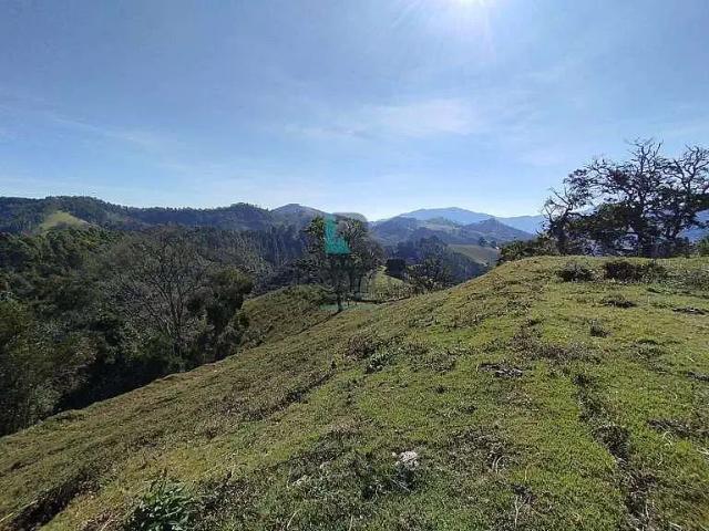 Sítio / Chácara para Venda em Delfim Moreira/MG Centro