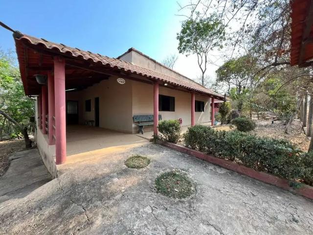 Sítio / Chácara para Venda em Divinópolis/MG Ferrador 4 Quartos
