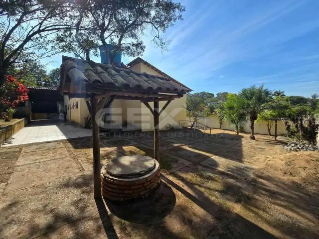 Sítio / Chácara para Venda em Divinópolis/MG Gafanhoto 3 Quartos
