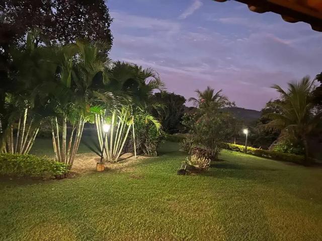 Sítio / Chácara para Venda em Esmeraldas/MG Zona Rural 4 Quartos