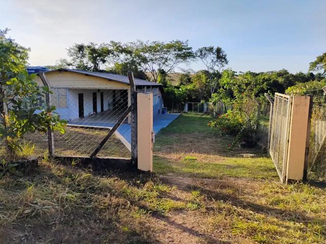 Sítio / Chácara para Venda em Hidrolândia/GO Zona Rural 4 Quartos