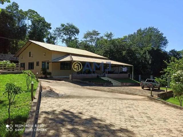 Sítio / Chácara para Venda em Hidrolândia/GO Condomínio Country Ville 5 Quartos