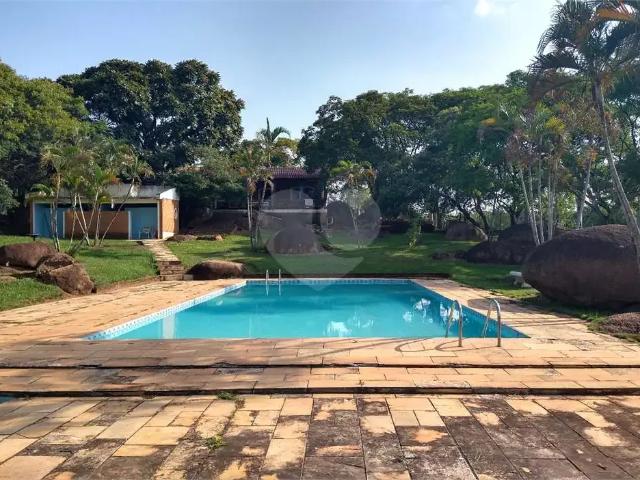 Sítio / Chácara para Venda em Indaiatuba/SP Itaboraí 4 Quartos