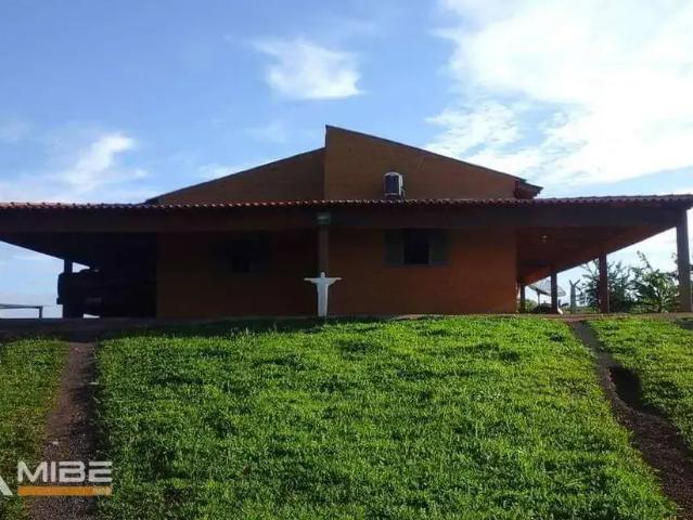 Sítio / Chácara para Venda em Indiaporã/SP Zona Rural 3 Quartos