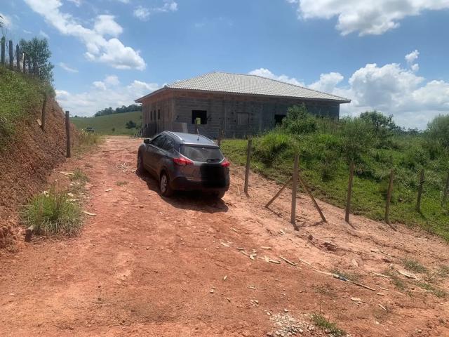 Sítio / Chácara para Venda em Igaratá/SP Centro 4 Quartos