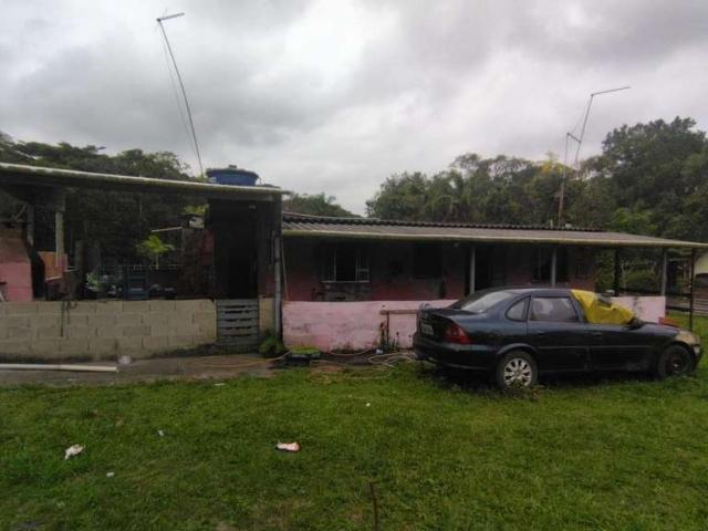 Sítio / Chácara para Venda em Itanhaém/SP Chácara Lucél 3 Quartos