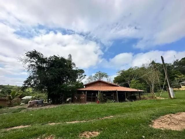 Sítio / Chácara para Venda em Itapetininga/SP Varginha 5 Quartos