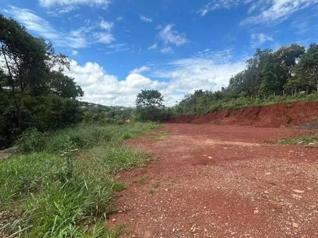 Sítio / Chácara para Venda em Itatiaiuçu/MG Zona Rural