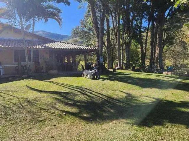 Sítio / Chácara para Venda em Joanópolis/SP Vale dos Lagos 4 Quartos
