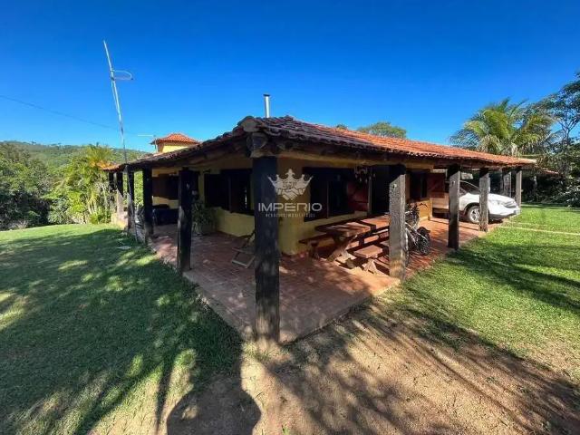 Sítio / Chácara para Venda em Jaboticatubas/MG Centro 4 Quartos