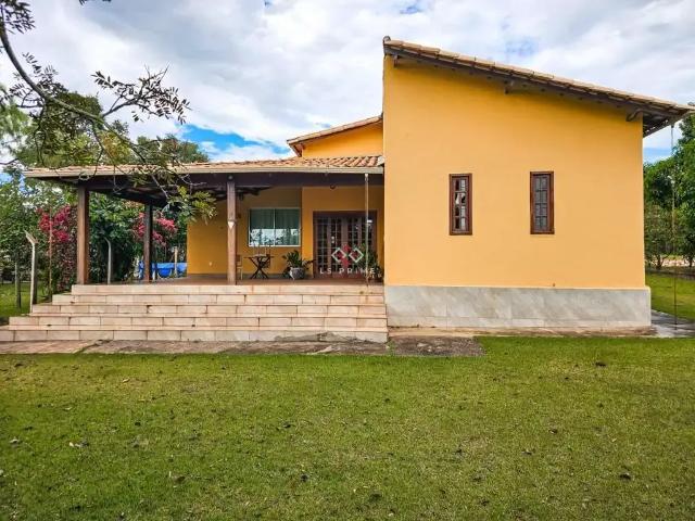 Sítio / Chácara para Venda em Jaboticatubas/MG Condomínio Morada do Lago 3 Quartos