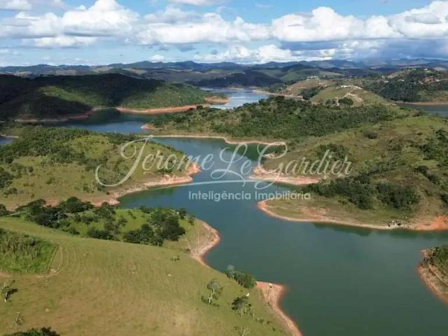 Sítio / Chácara para Venda em Jacareí/SP Área Rural de Jacareí 4 Quartos