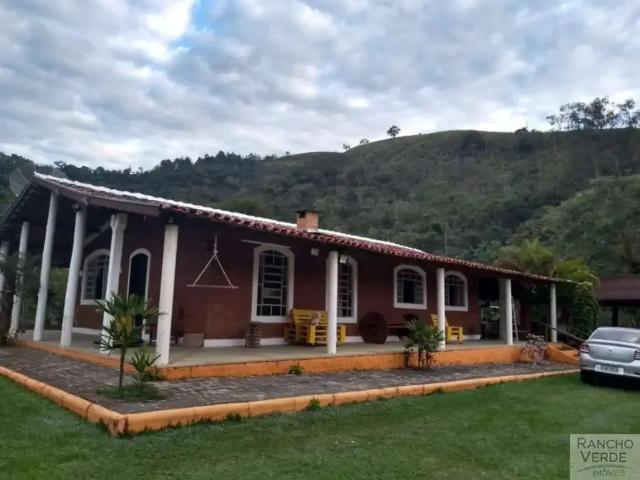 Sítio / Chácara para Venda em Jacareí/SP Área Rural de Jacareí 3 Quartos