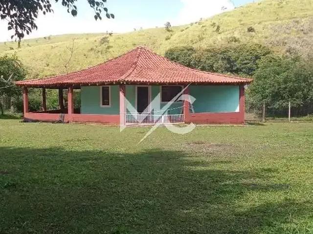 Sítio / Chácara para Venda em Jacareí/SP Bandeira Branca 2 Quartos