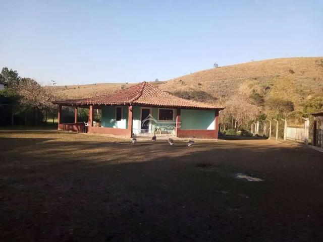 Sítio / Chácara para Venda em Jacareí/SP Bom Jesus 2 Quartos