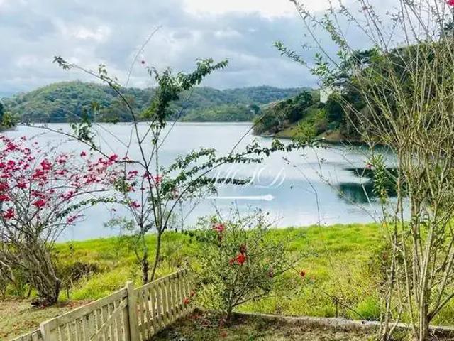 Sítio / Chácara para Venda em Jacareí/SP Chácaras Condomínio Recanto Pássaros II 3 Quartos