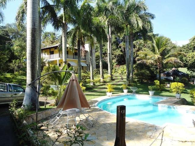 Sítio / Chácara para Venda em Jacareí/SP Condomínio Lagoinha 3 Quartos