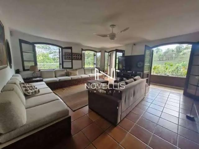 Sítio / Chácara para Venda em Jacareí/SP Condomínio Lagoinha 3 Quartos