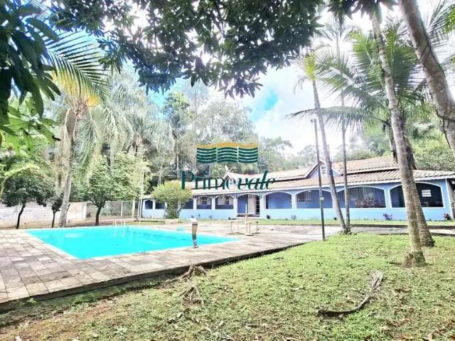 Sítio / Chácara para Venda em Jacareí/SP Rio Comprido 5 Quartos