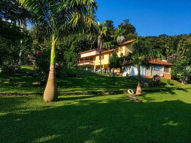Sítio / Chácara para Venda em Juiz de Fora/MG Salvaterra 4 Quartos