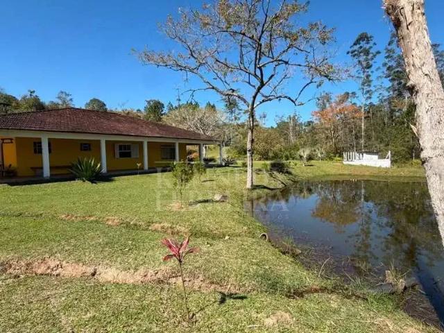 Sítio / Chácara para Venda em Juquitiba/SP Centro 4 Quartos