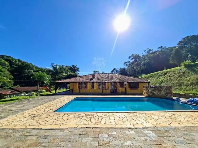 Sítio / Chácara para Venda em Juquitiba/SP Dos Carmos 4 Quartos