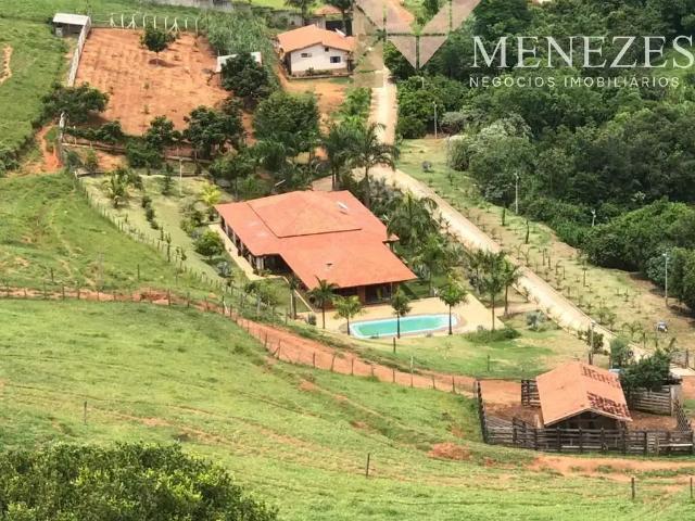 Sítio / Chácara para Venda em Ouro Fino/MG Centro 3 Quartos