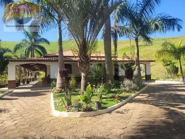 Sítio / Chácara para Venda em Ouro Fino/MG Zona Rural 3 Quartos