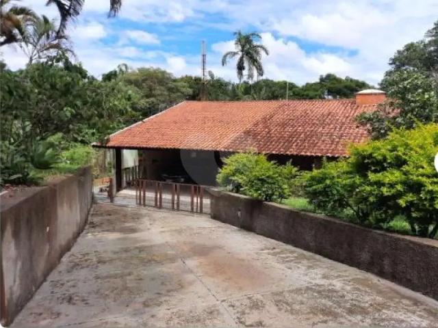 Sítio / Chácara para Venda em Louveira/SP Chácaras Polozzi 3 Quartos