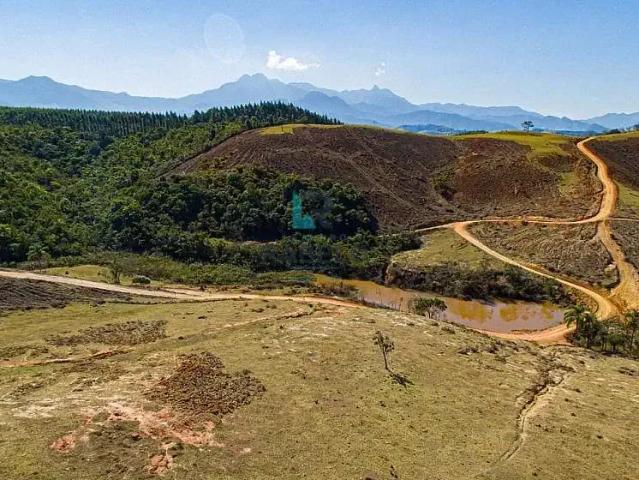 Sítio / Chácara para Venda em Lorena/SP Campinho