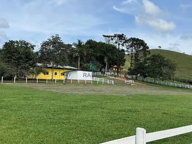 Sítio / Chácara para Venda em Lagoinha/SP Zona Rural 8 Quartos