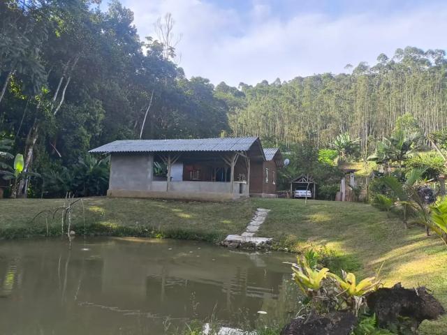 Sítio / Chácara para Venda em Luiz Alves/SC Zona Rural 3 Quartos
