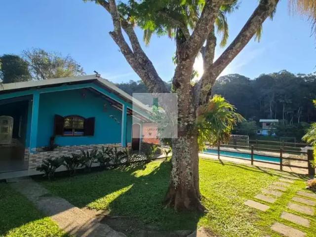 Sítio / Chácara para Venda em Mogi das Cruzes/SP Cocuera 4 Quartos