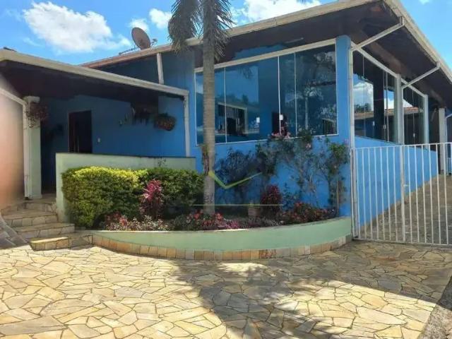 Sítio / Chácara para Venda em Mogi das Cruzes/SP Varinhas 4 Quartos