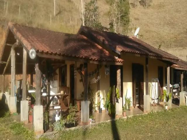 Sítio / Chácara para Venda em Monteiro Lobato/SP Zona Rural 2 Quartos