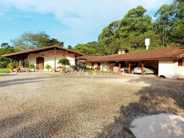 Sítio / Chácara para Venda em Mairinque/SP Setúbal 5 Quartos