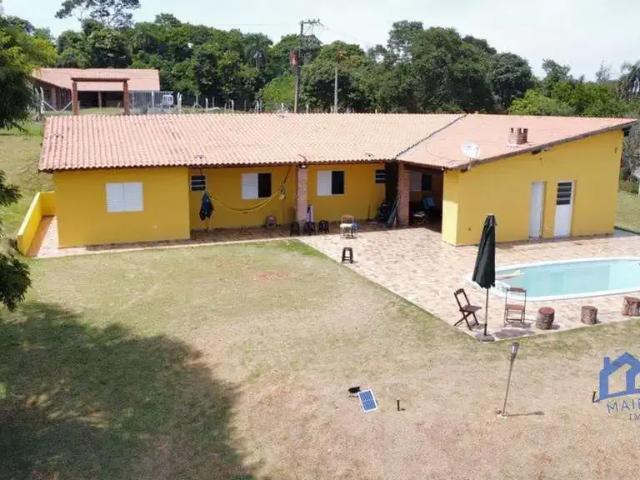Sítio / Chácara para Venda em Mairinque/SP Zona Rural 4 Quartos