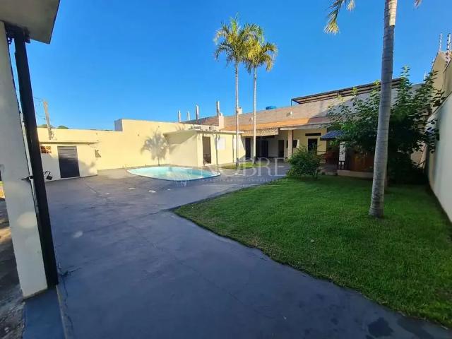 Sítio / Chácara para Venda em Maringá/PR Jardim Guairacá 4 Quartos