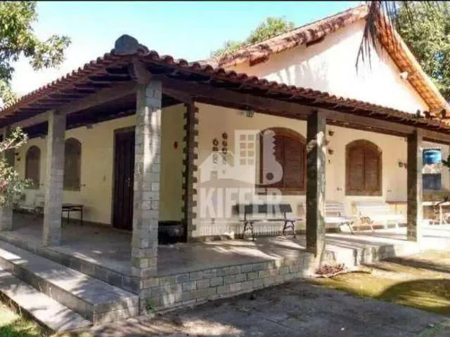 Sítio / Chácara para Venda em Maricá/RJ Retiro 6 Quartos