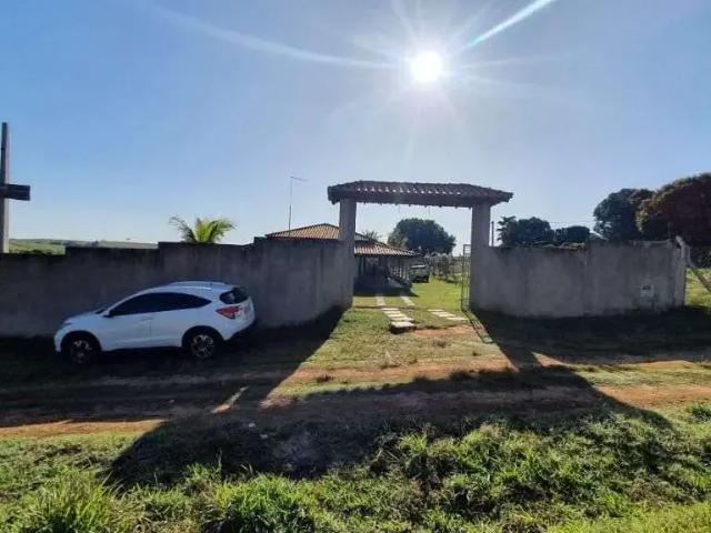 Sítio / Chácara para Venda em Marília/SP Núcleo Habitacional Jardim Bela Vista 2 Quartos