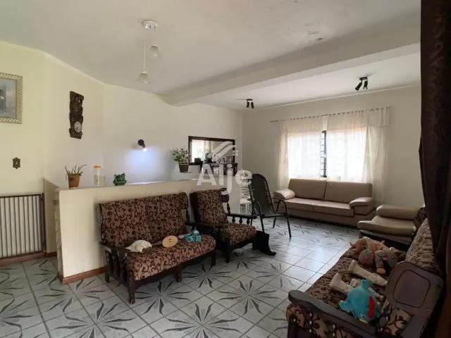 Sítio / Chácara para Venda em Marília/SP Parque dos Ipês 3 Quartos