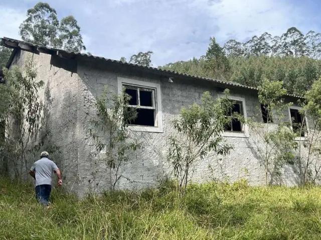 Sítio / Chácara para Venda em Natividade da Serra/SP Marmelada