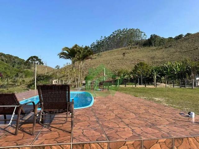 Sítio / Chácara para Venda em Natividade da Serra/SP Zona Rural 6 Quartos