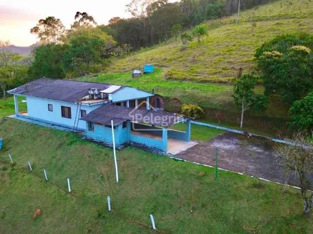 Sítio / Chácara para Venda em Nazaré Paulista/SP Quatro Cantos 3 Quartos