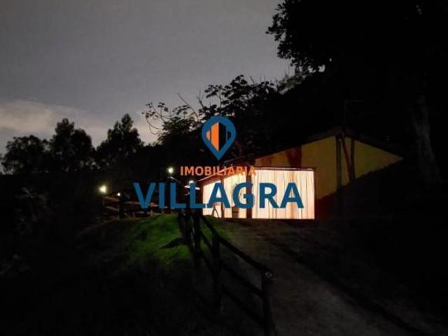 Sítio / Chácara para Venda em São José dos Campos, Bom Sucesso, 2 dormitórios, 1 banheiro, 4 vagas