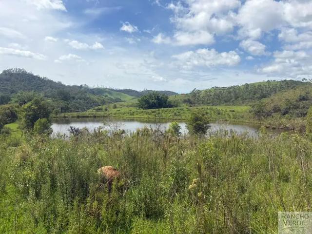 Sítio / Chácara para Venda em São José dos Campos/SP Área Rural de São José dos Campos